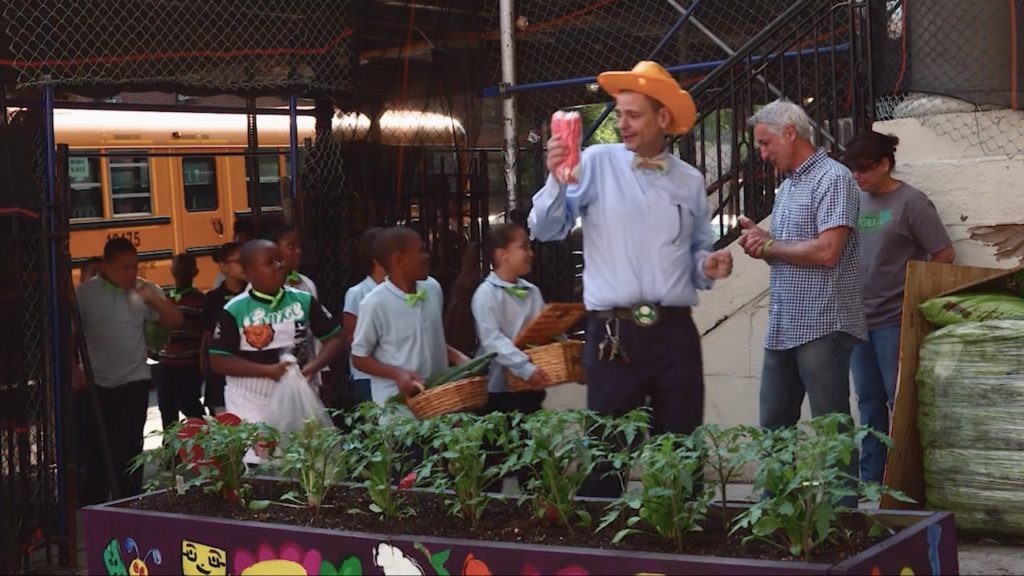 Growing a Greener World – EMMY WINNING Episode 808 – Green Bronx Machine